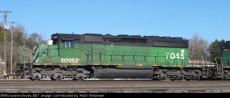 BNSF 7045